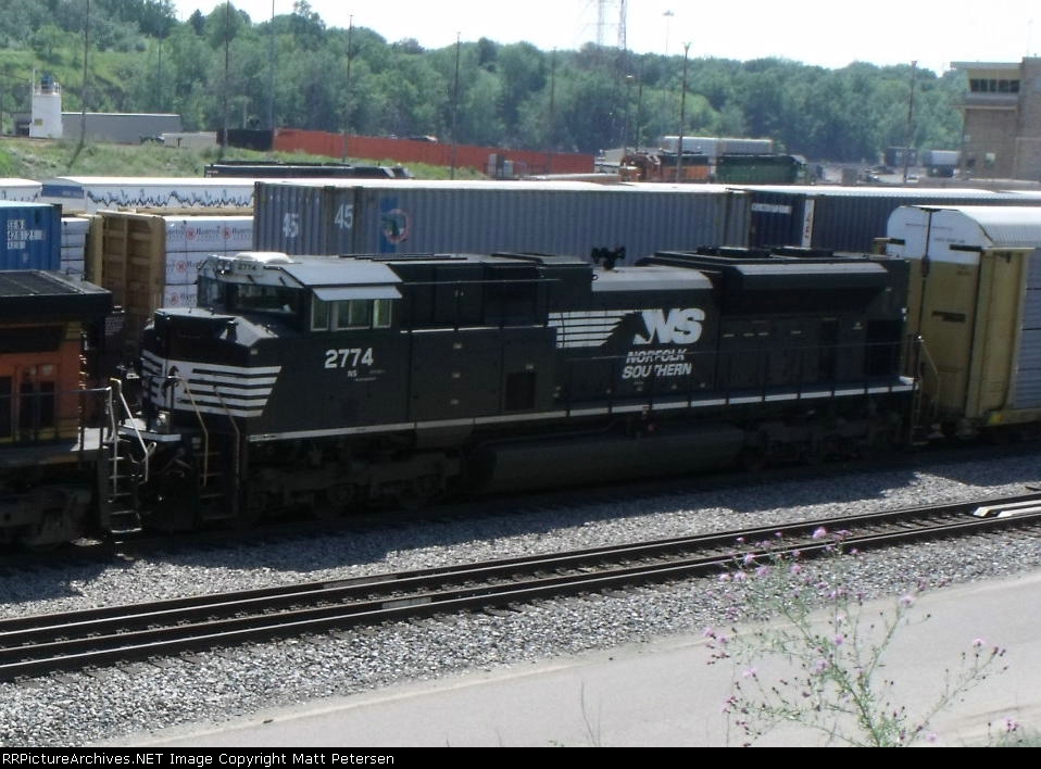 NS 2774
